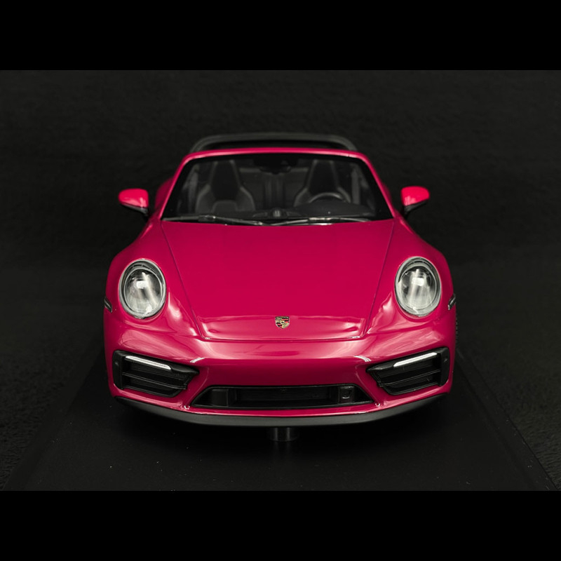 Porsche 911 Targa 4 GTS Type 992 2021 Rubinrot 1/18 Minichamps 155061066