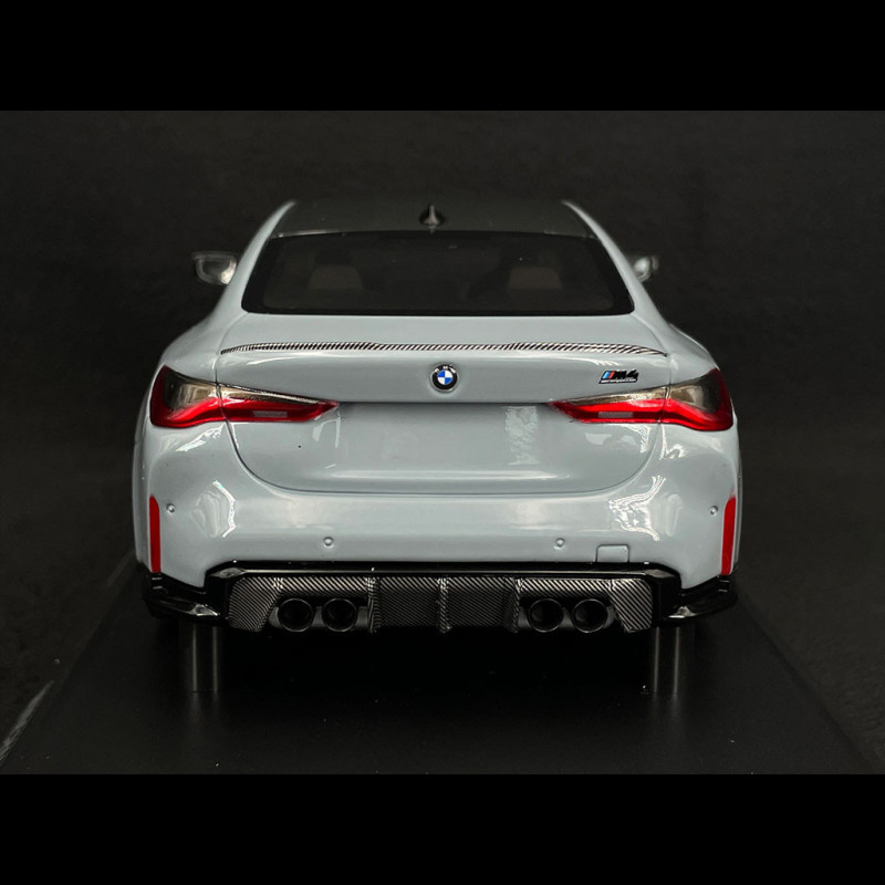 BMW M4 2020 Light Grey 1/18 Minichamps 155020124