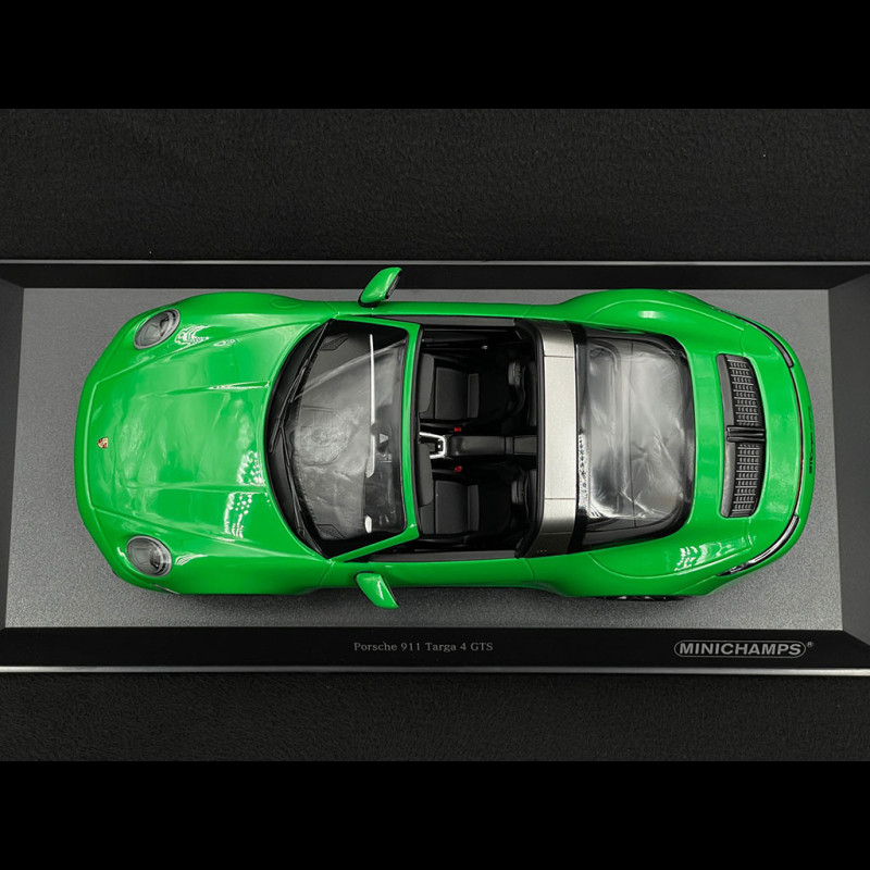 Porsche 911 Targa 4 GTS Type 992 2021 Python Green 1/18 Minichamps ...