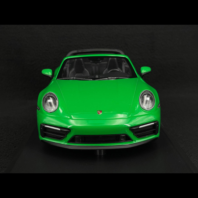 Porsche 911 Targa 4 GTS Type 992 2021 Vert Python 1/18 Minichamps 155061065