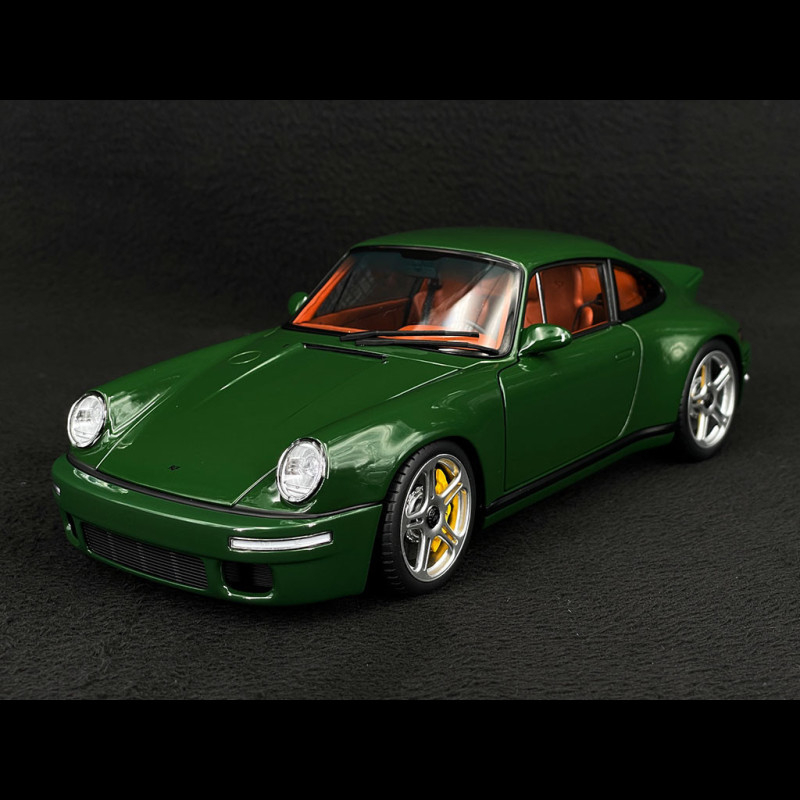 Porsche RUF SCR 2018 Irishgrün 1/18 Almost Real ALM880201