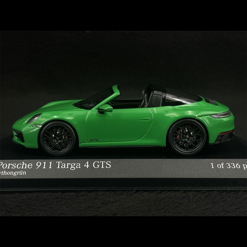 Porsche 911 Targa 4 GTS Type 992 2022 Python Green 1/43 Minichamps ...
