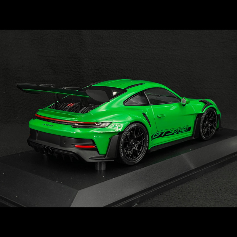 Porsche 911 GT3 RS Type 992 2023 Python Green 1/18 Minichamps 153062236