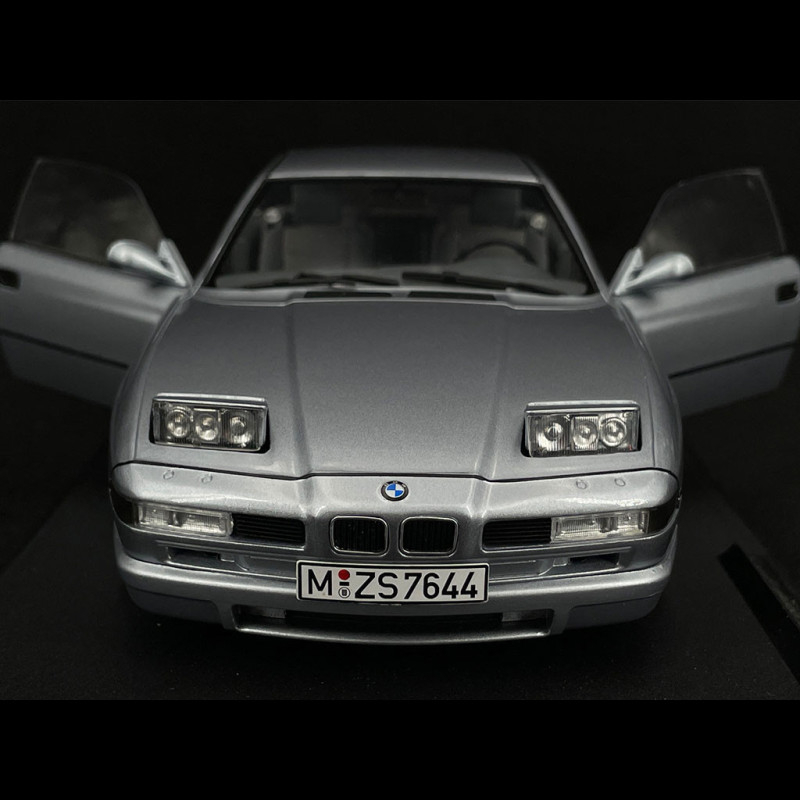 BMW 850 CSI E31 1992 Silver 1/18 Solido S1807004