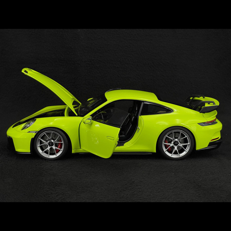 Porsche 911 GT3 Type 992 2021 Acid Green 1/18 Norev 187383