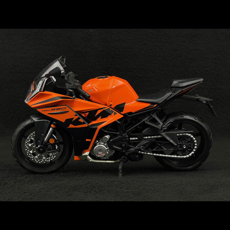 KTM RC 390 2022 Orange / Black 1/12 Maisto 22907