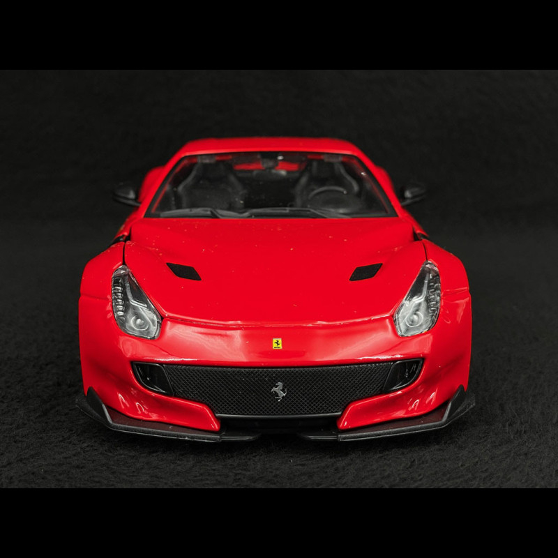 Ferrari F12 TDF 2016 Red 1/24 Bburago 26021