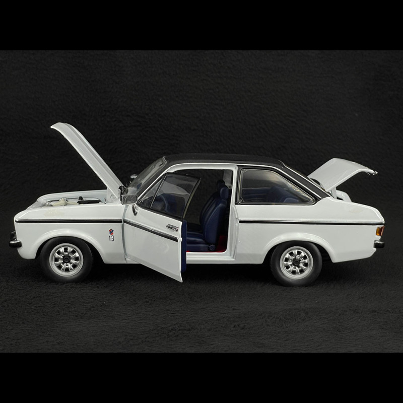 Ford Escort Ghia 1975 White 1/18 Sunstar SUN4621