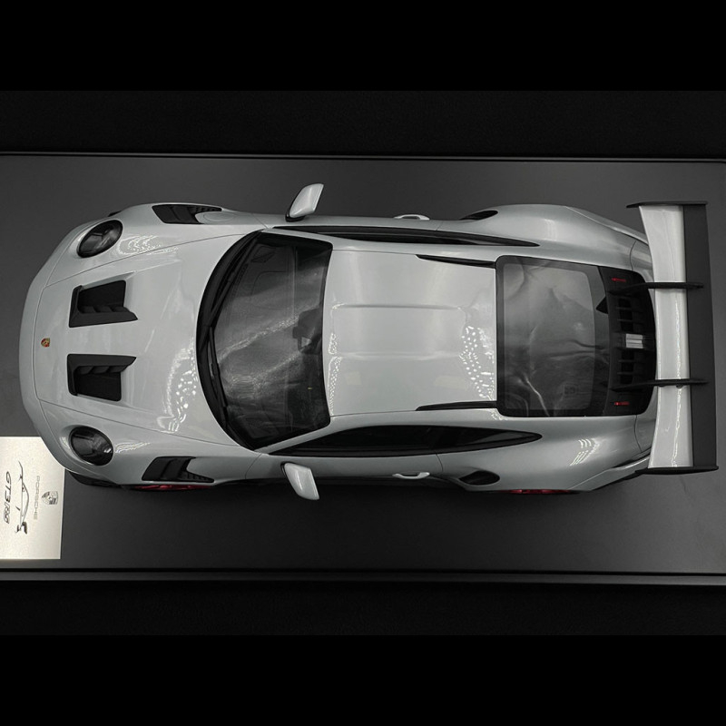Porsche 911 GT3 RS Type 992 2023 Ice Grey Metallic / Pyro Red Stripes 1 ...