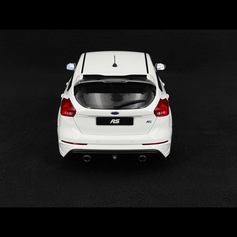Ford Focus RS 2016 Frozen White 1/18 Autoart 72951