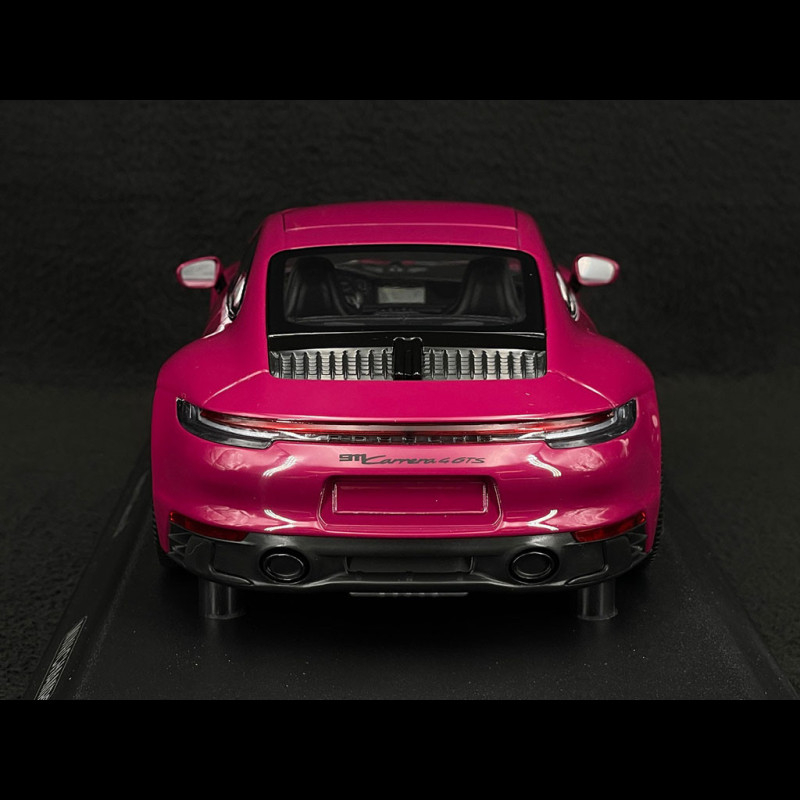 Porsche 911 Carrera 4 GTS Type 992 2020 Ruby Star Red 1/18 Minichamps ...