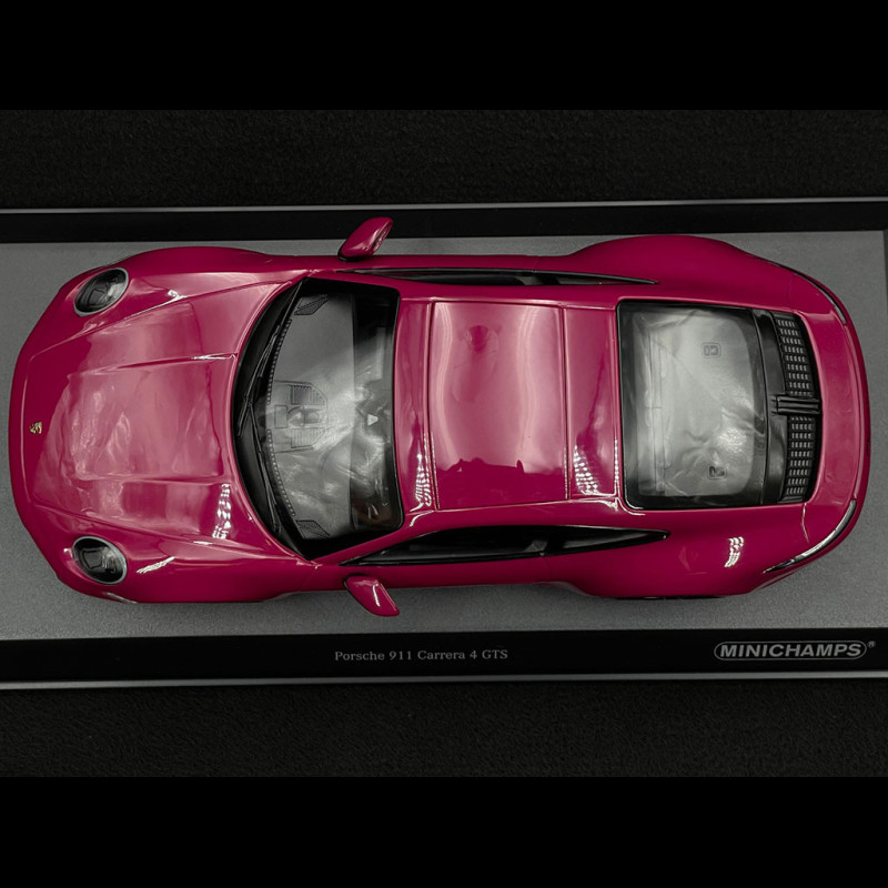 Porsche 911 Carrera 4 GTS Type 992 2020 Ruby Star Red 1/18 Minichamps ...
