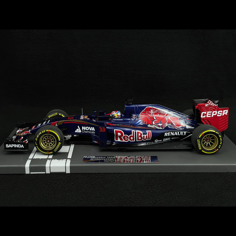 Max Verstappen Toro Rosso STR10 n° 33 First F1 GP Australia 2015 F1 1/ ...