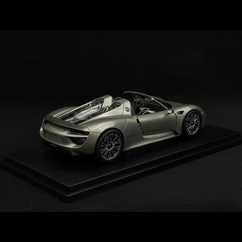 Porsche 918 Spyder Cabriolet 2014 Silver 1/18 Welly 18051CGR