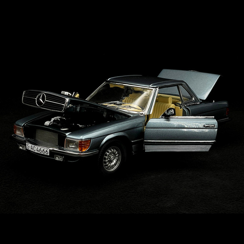 Mercedes-Benz 350 SL R107 Hardtop 1977 Light Blue Metallic 1/18 Sunstar ...