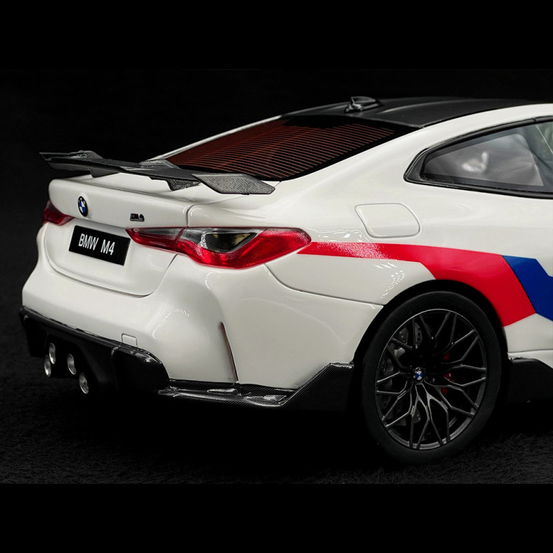 BMW M4 Performance 2021 Alpine White 1/18 Top Speed TS0350