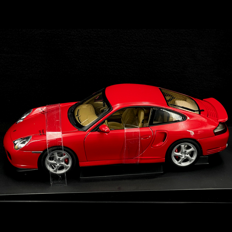 Porsche 911 Turbo Type 996 2000 Guards Red 1/18 AutoArt 77831