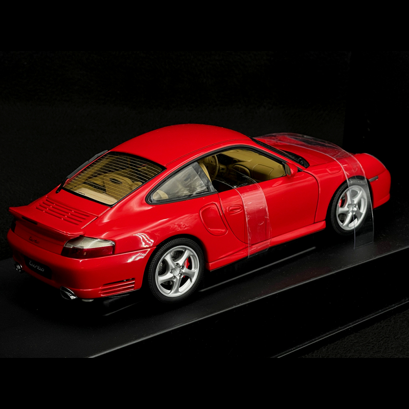 Porsche 911 Turbo Type 996 2000 Guards Red 1/18 AutoArt 77831