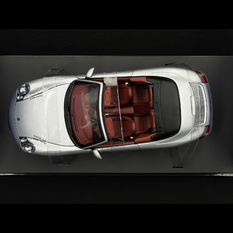 Porsche 911 Cabriolet Type 996 2002 Silver 1/18 AutoArt 77855