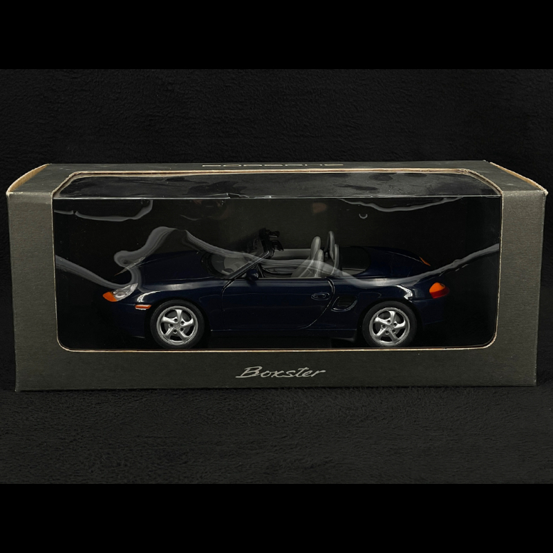 Porsche Boxster Type 986 1996 Nachtblau 1/18 UT Models WAP021006