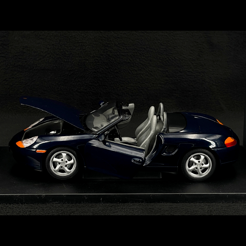 Porsche Boxster Type 986 1996 Night Blue 1/18 UT Models WAP021006