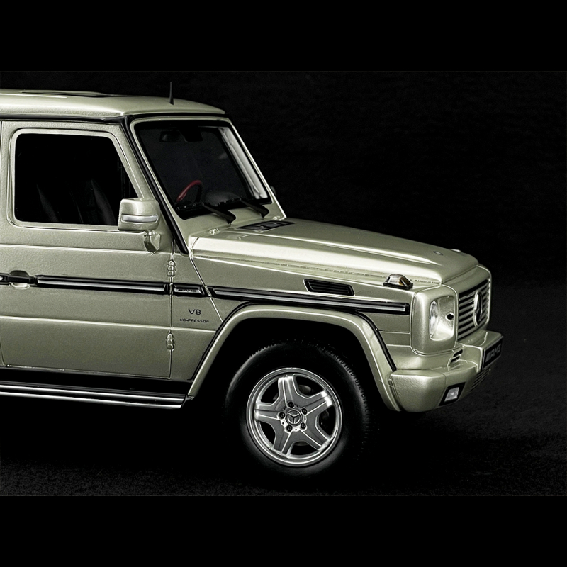 Mercedes-Benz G-Class G55 AMG 2003 Iridium Silver 1/18 Ottomobile OT1126