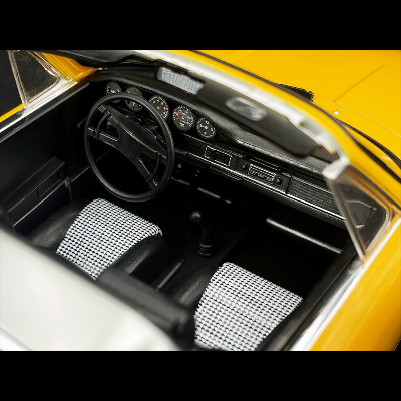 Porsche 911 T 2.2 Targa 1970 Signal Orange 1/18 Norev 187220