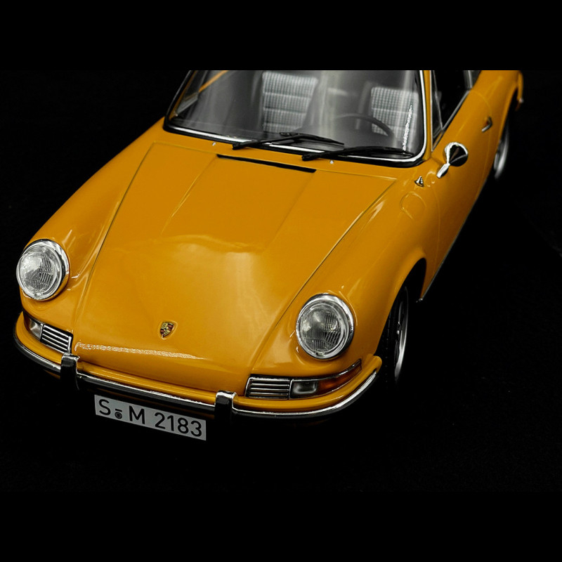 Porsche 911 T 2.2 Targa 1970 Orange Signal 1/18 Norev 187220