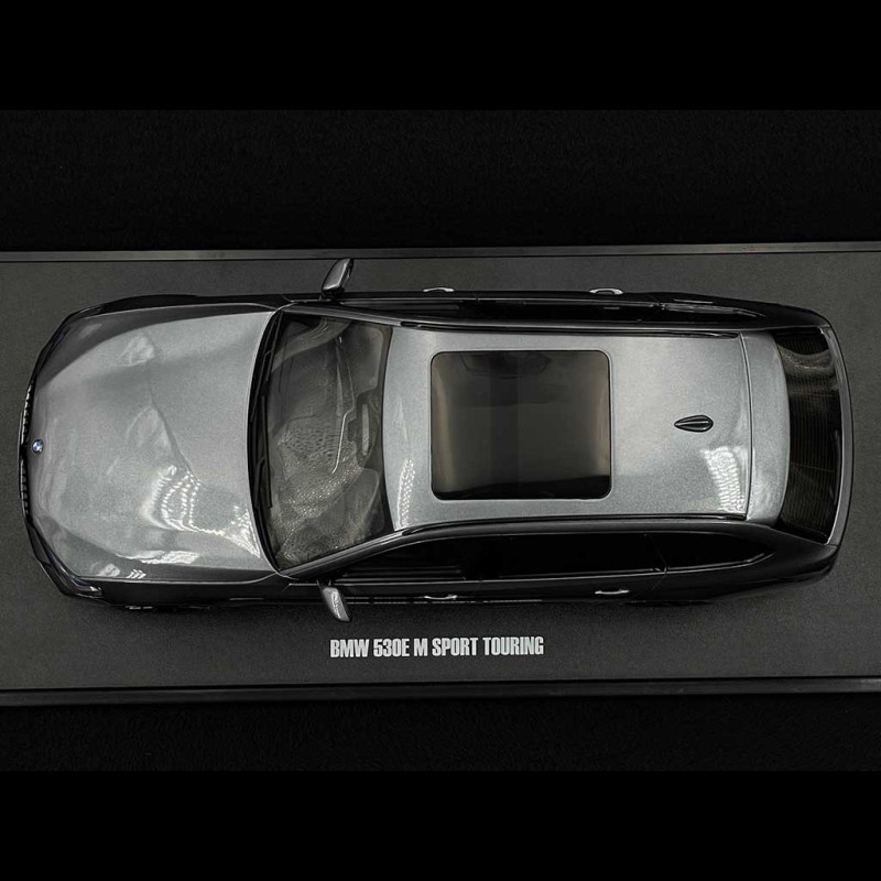 BMW 530E XDrive M Sport Touring 2023 Silver Grey 1/18 GT Spirit GT485