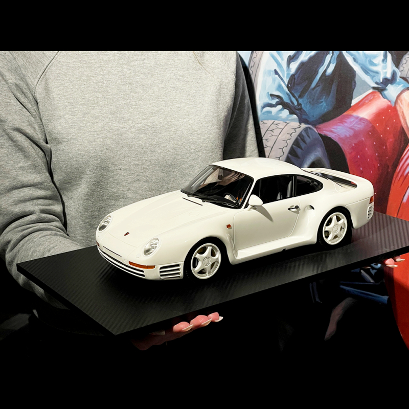 Porsche 959 Sport 1983 Grand Prix White 1/12 TrueScale Models TSM120013
