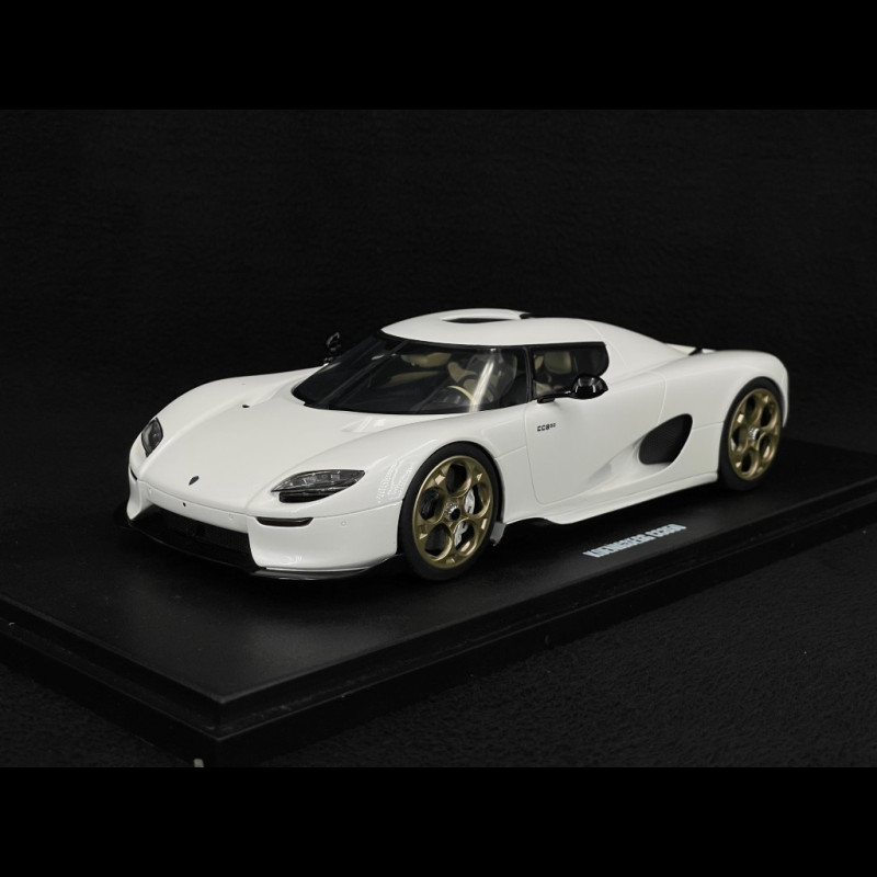 Koenigsegg CC850 2024 Crystal White 1/18 GT Spirit GT903