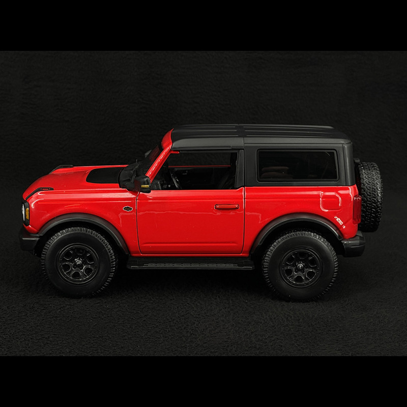 Ford Bronco Wildtrak 2021 Red 1/18 Maisto 31456R