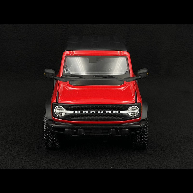 Ford Bronco Wildtrak 2021 Red 1/18 Maisto 31456R
