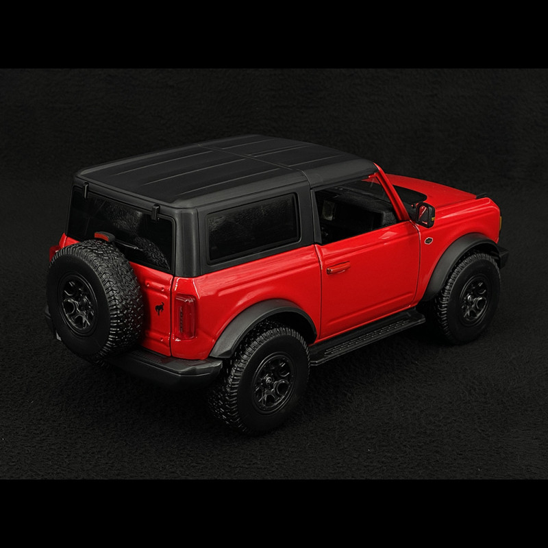 Ford Bronco Wildtrak 2021 Red 1/18 Maisto 31456R