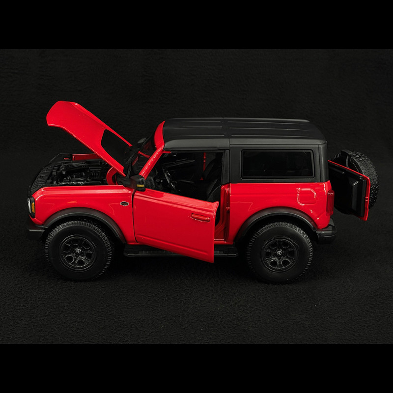 Ford Bronco Wildtrak 2021 Red 1/18 Maisto 31456R