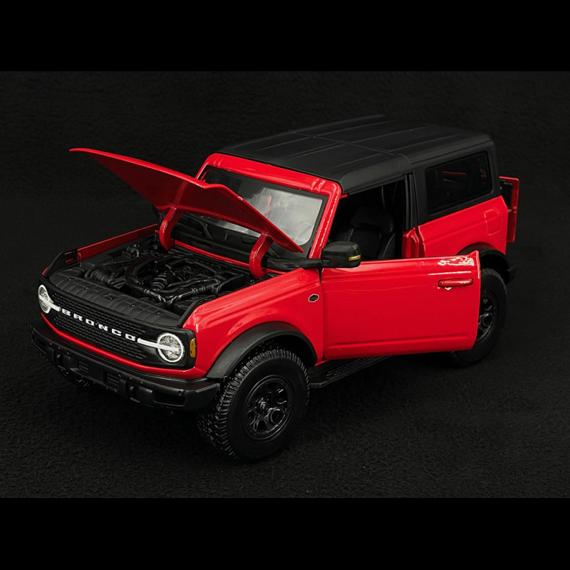 Ford Bronco Wildtrak 2021 Red 1/18 Maisto 31456R