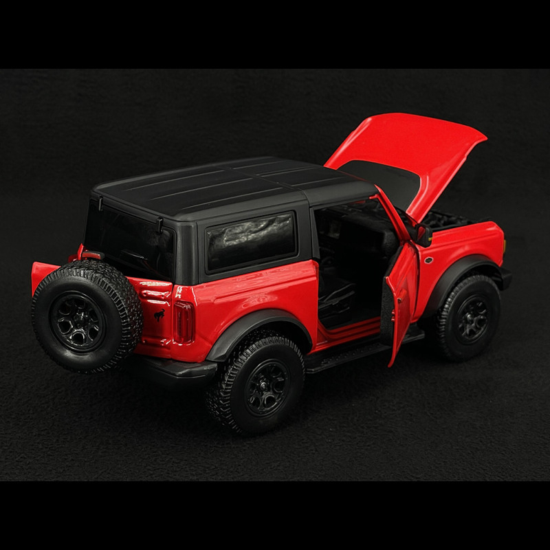 Ford Bronco Wildtrak 2021 Red 1/18 Maisto 31456R