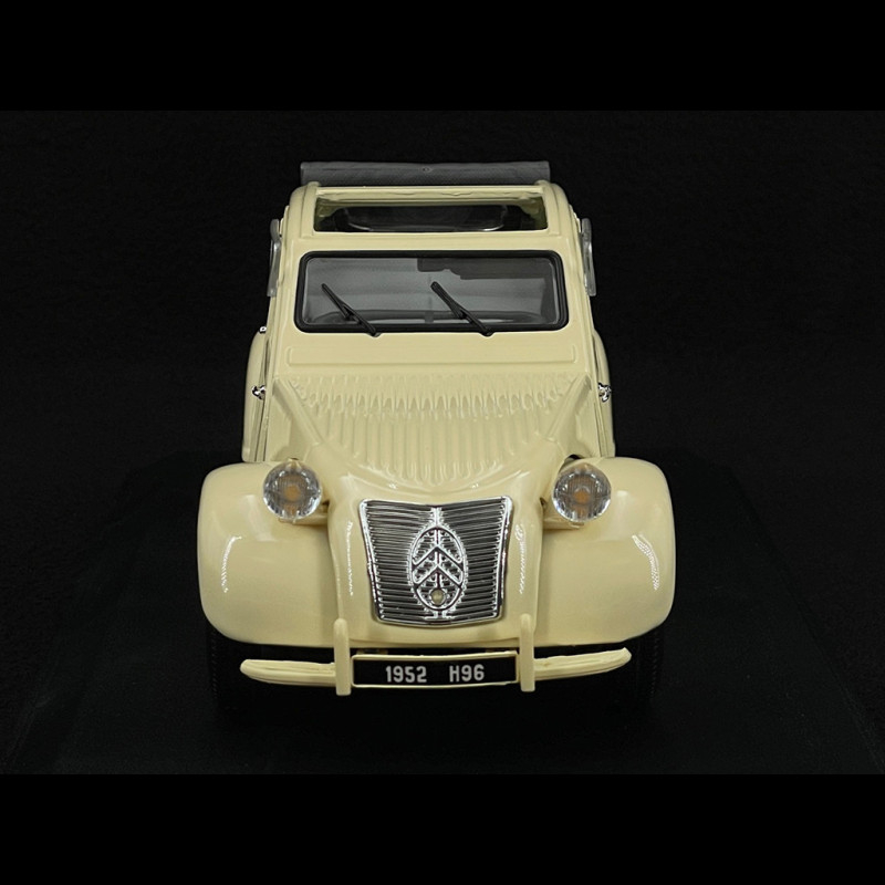 Citroën 2CV 1952 Beige Nevada 1/18 Maisto 31835