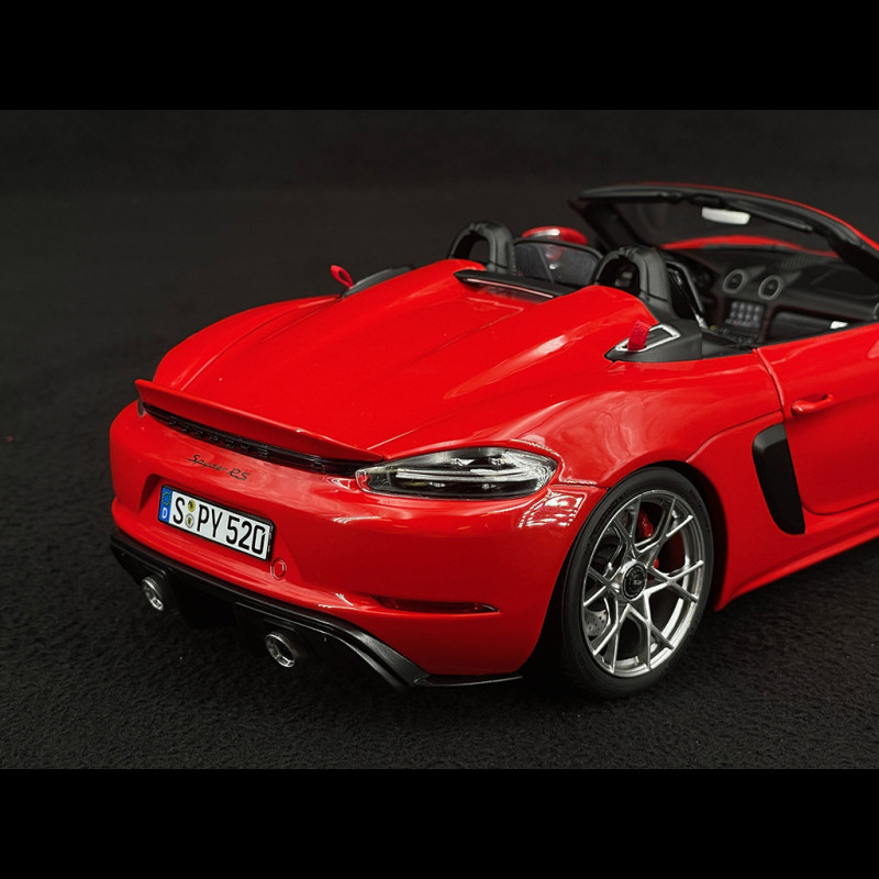 Porsche 718 Spyder RS 2023 Guards Red 1/18 Norev 187271