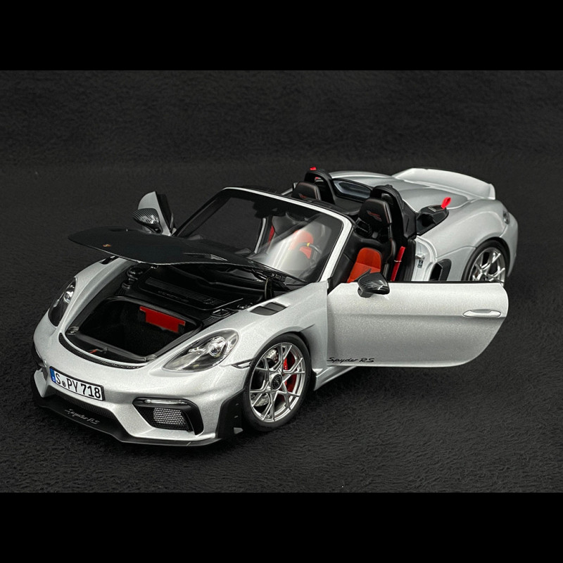 Porsche 718 Spyder RS 2023 Weissach Package GT Silver Metallic 1/18 ...