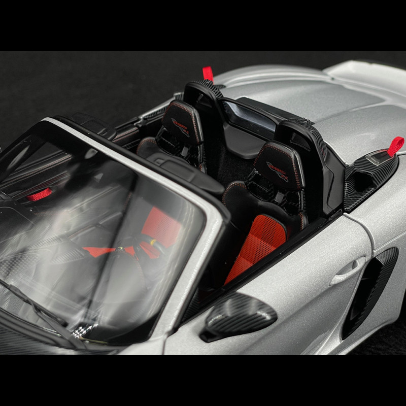 Porsche 718 Spyder RS 2023 Weissach Package GT Silver Metallic 1/18 ...