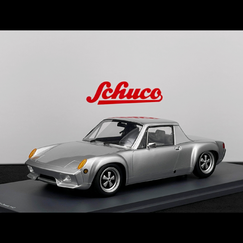 Porsche 916 1972 Silver Metallic 1:18 Schuco 450053800