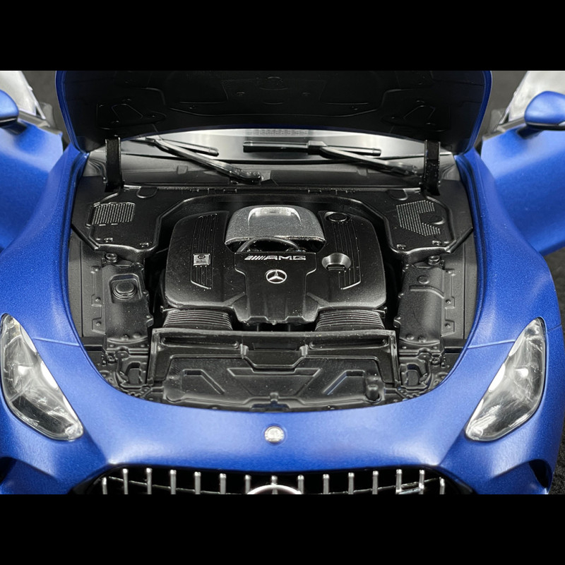 Mercedes-Benz AMG GT 63 4Matic - Spectral Blue Magno 1/18 NZG 1034/21
