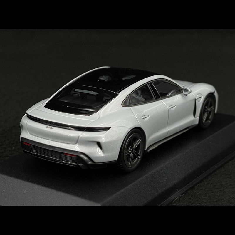 Porsche Taycan Turbo J1 PA 2024 Gris Glacé Métallique 1/43 Norev ...