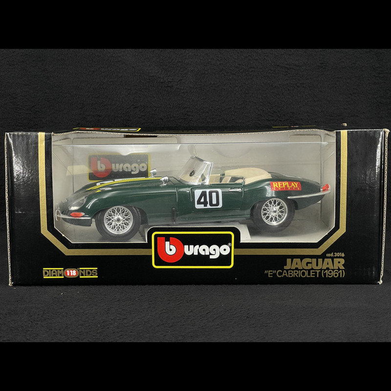 Jaguar E-Type Cabriolet 1961 n°40 Vert British 1/18 Bburago 3016