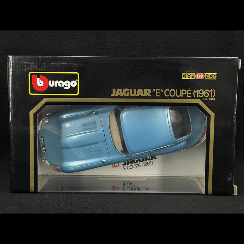 Jaguar E‑Type Coupé 1961 Hellblau Metallic 1/18 Bburago 18‑3018