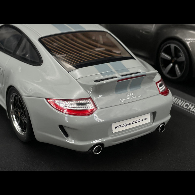 Set von Porsche 911 Sport Classic Typ 997 2009 + Typ 992 2022 Grau