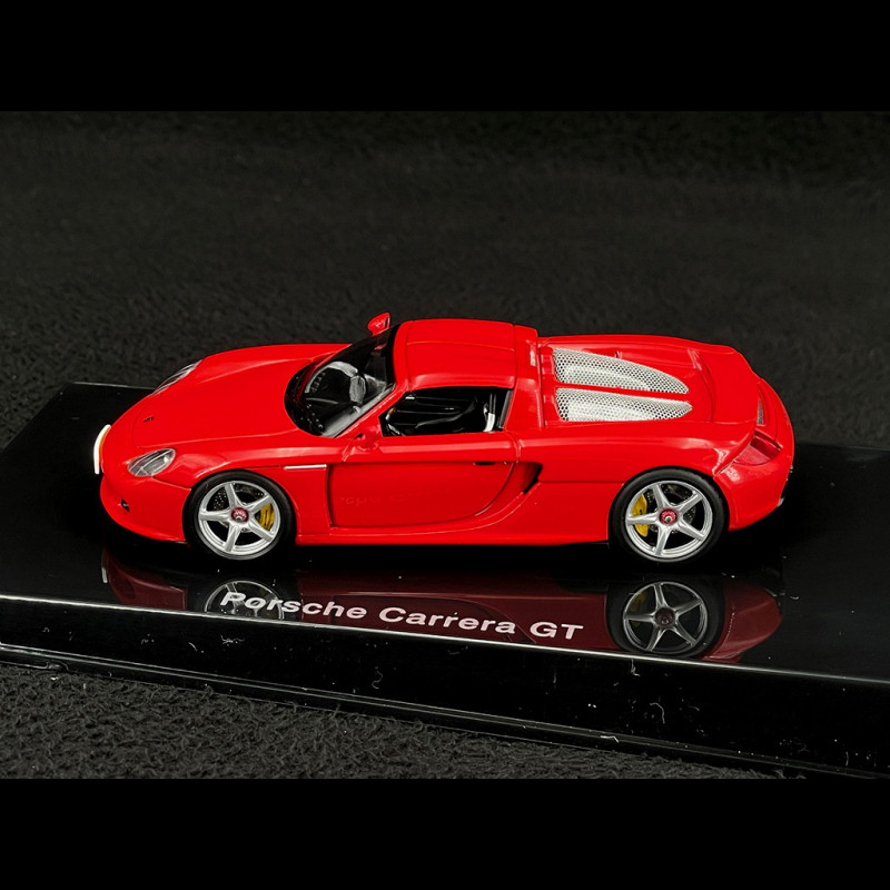 Porsche Carrera GT 2003 Indian Red 1/43 AutoArt 58043