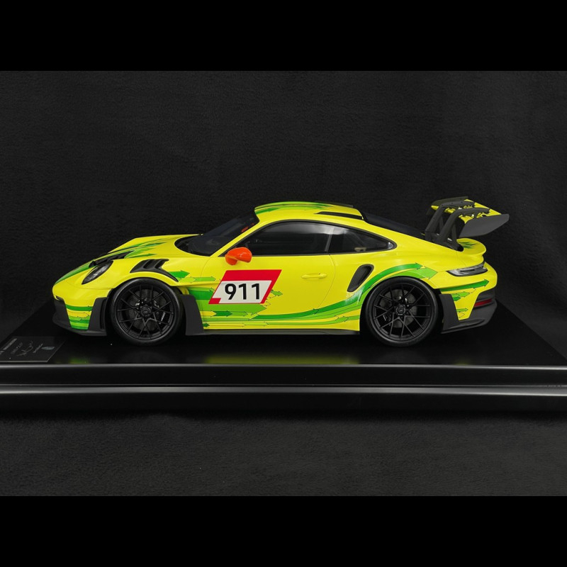 Porsche 911 GT3 RS Type 992 2024 Yellow / Green Grello 1/12 Spark ...