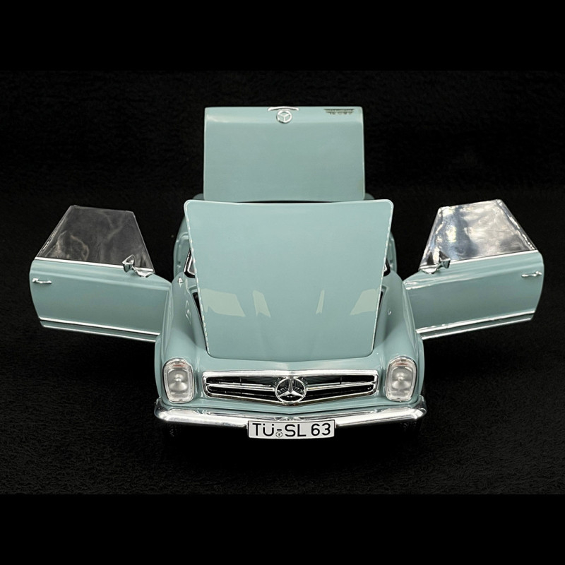 Mercedes-Benz 280 SL Pagoda W113 1968 Silver Green 1/18 Schuco 450060000